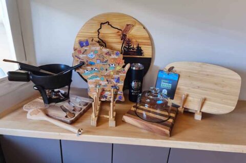 Chalet Cheese Haus | Green County Cheese, Sweets, & Gifts